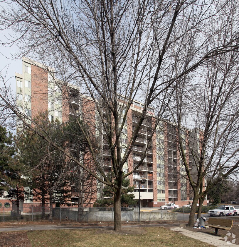 Stanchester Apartments - 15 Oxford Dr Toronto, ON | Apartments.com