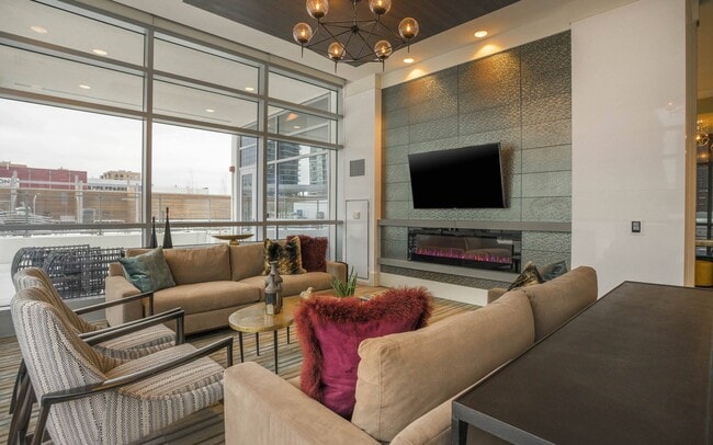 The Elle Apartments - Apartments in Chicago, IL | Apartments.com