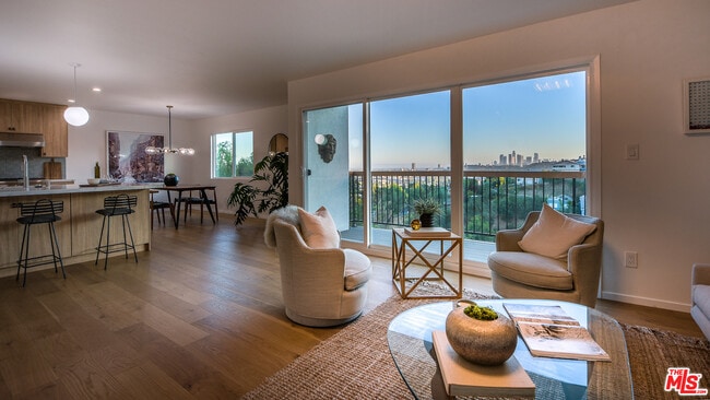 3945 W Point Dr, Los Angeles, CA 90065 - House Rental in Los Angeles ...