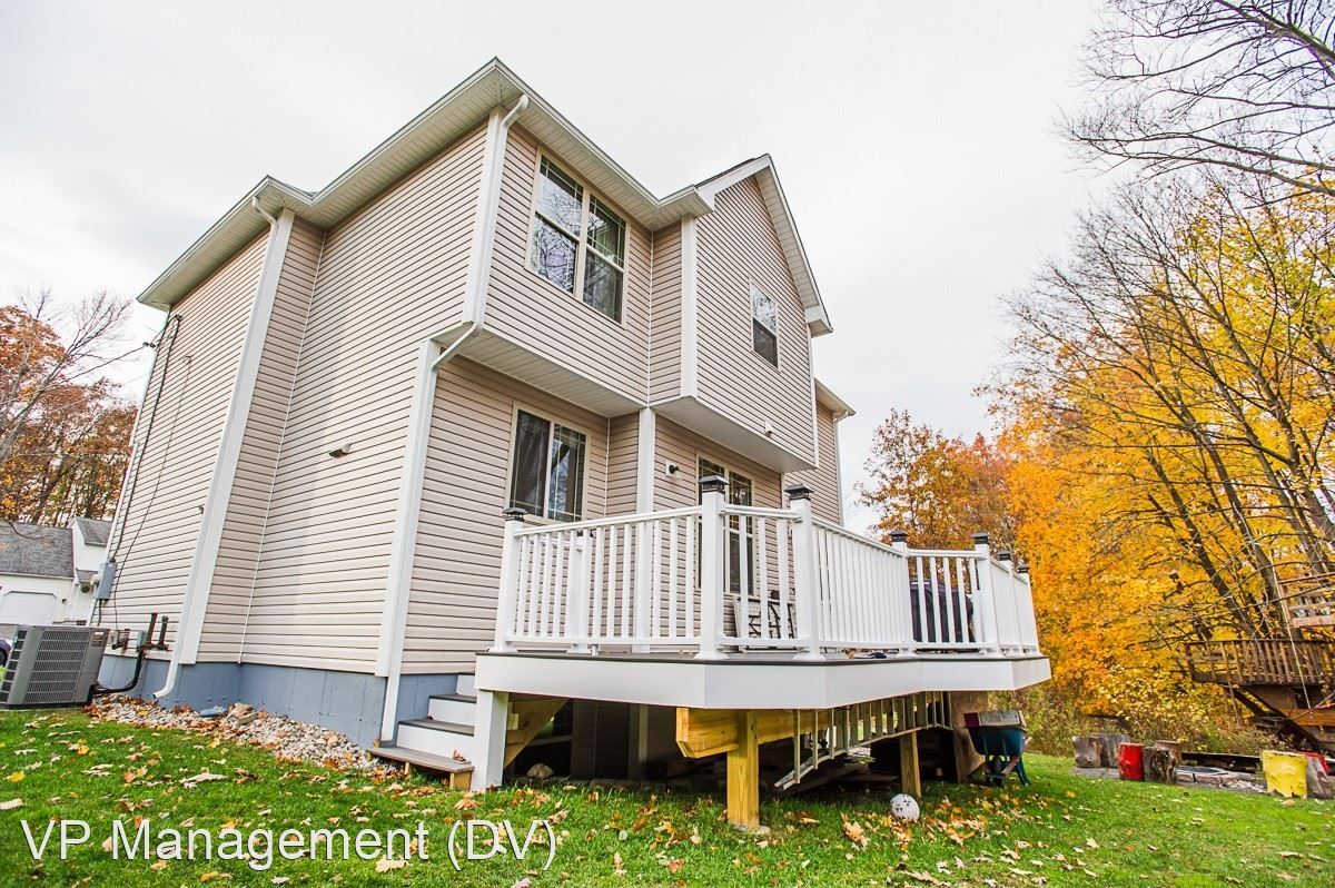100 Frederick St, West Springfield, MA 01089 - House Rental in West ...
