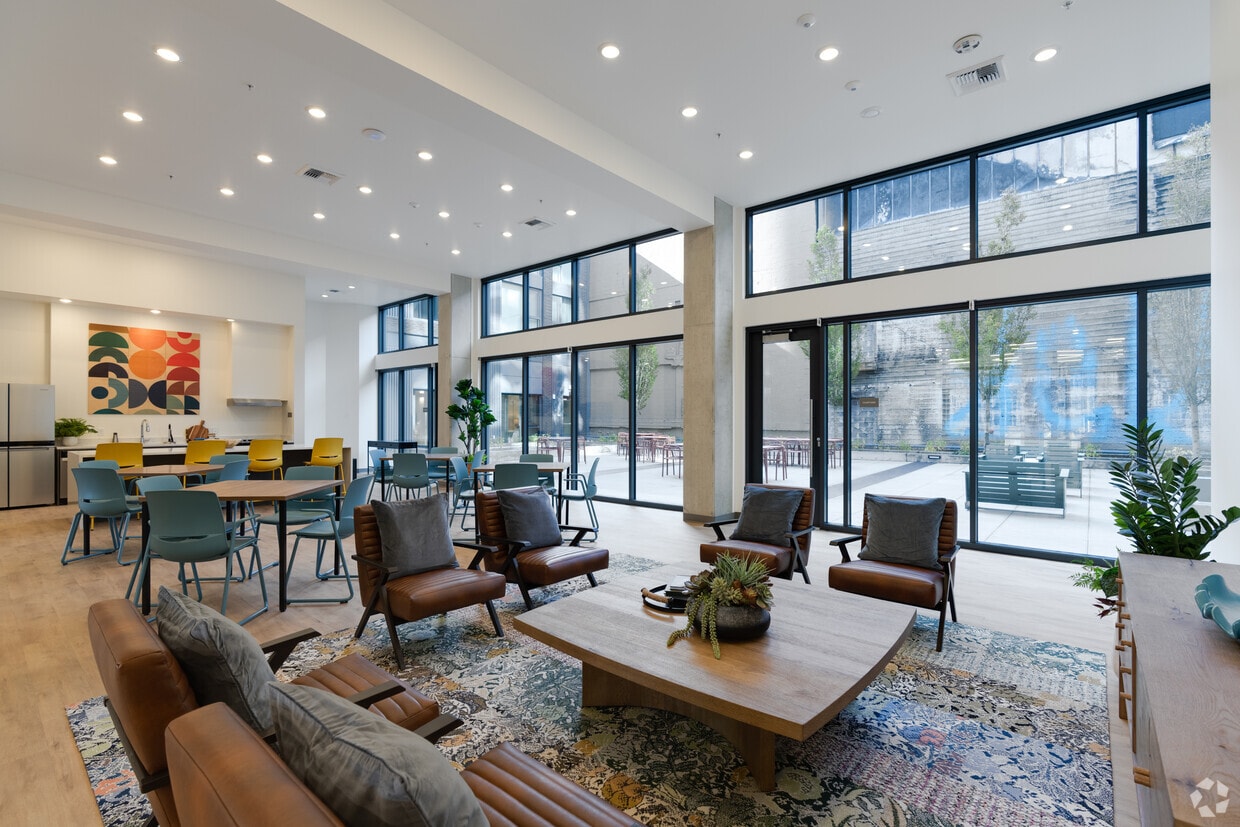 Alder 9 - 715 Se 9th Ave Portland, OR 97214 | Apartments.com
