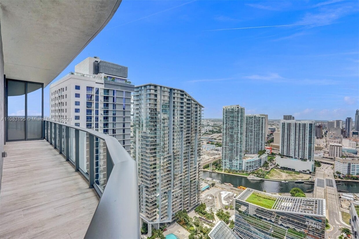 45 SW 9th St, Miami, FL 33130 - Condo for Rent in Miami, FL | Apartments.com