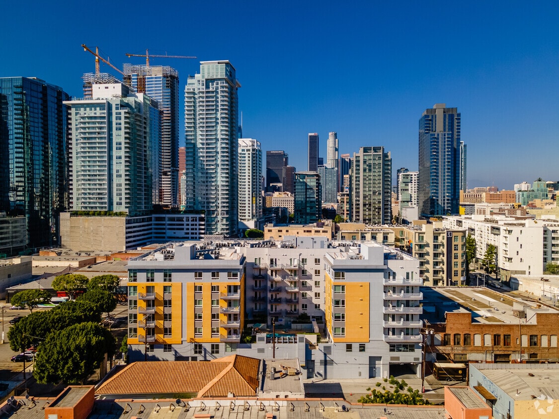 Onyx Apartments Los Angeles
