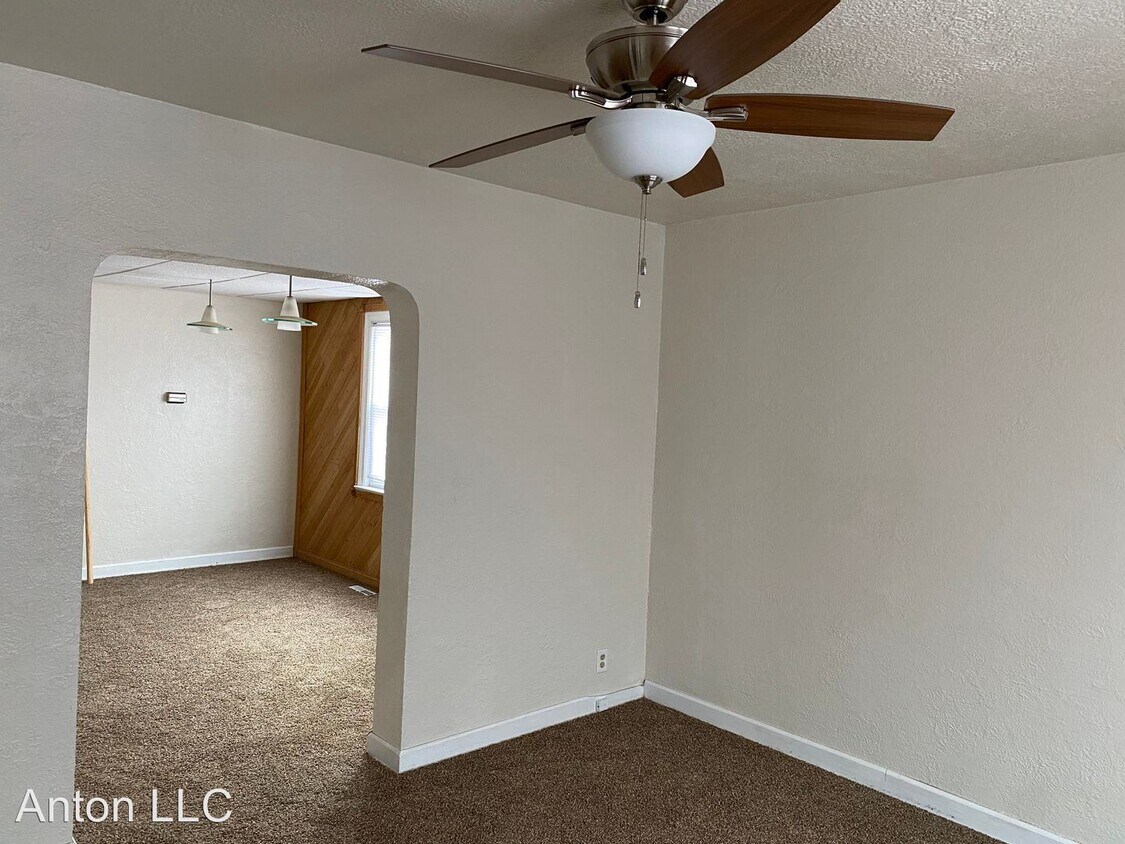 220 Conkey St, Hammond, IN 46320 - Room for Rent in Hammond, IN ...