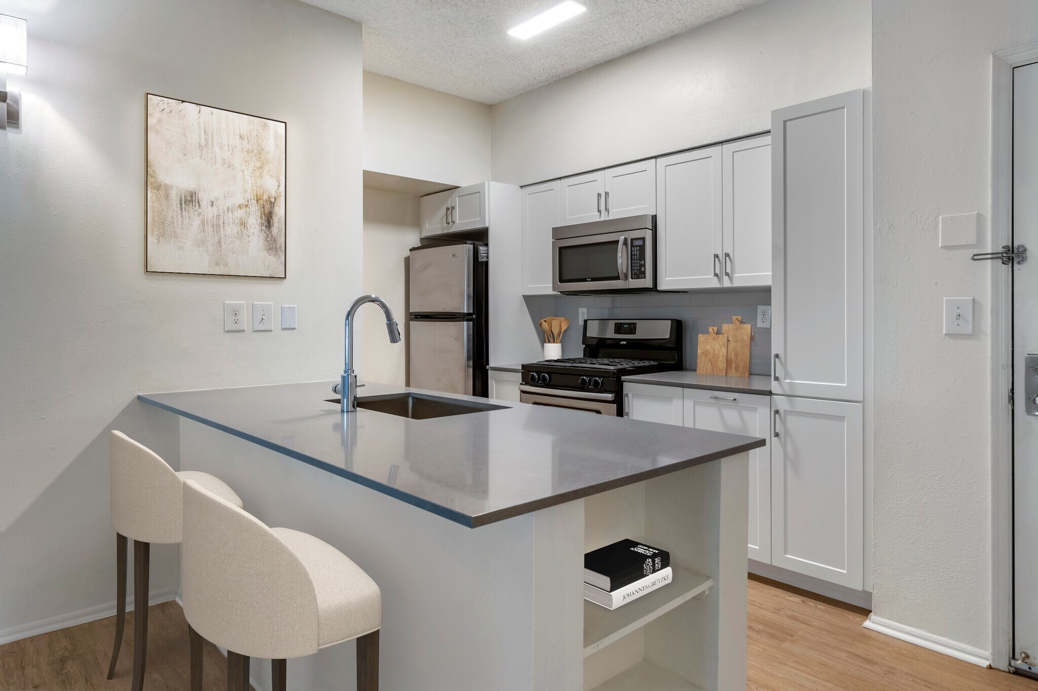 Avalon Cove - 444 Washington Blvd Jersey City, NJ 07310 | Apartments.com