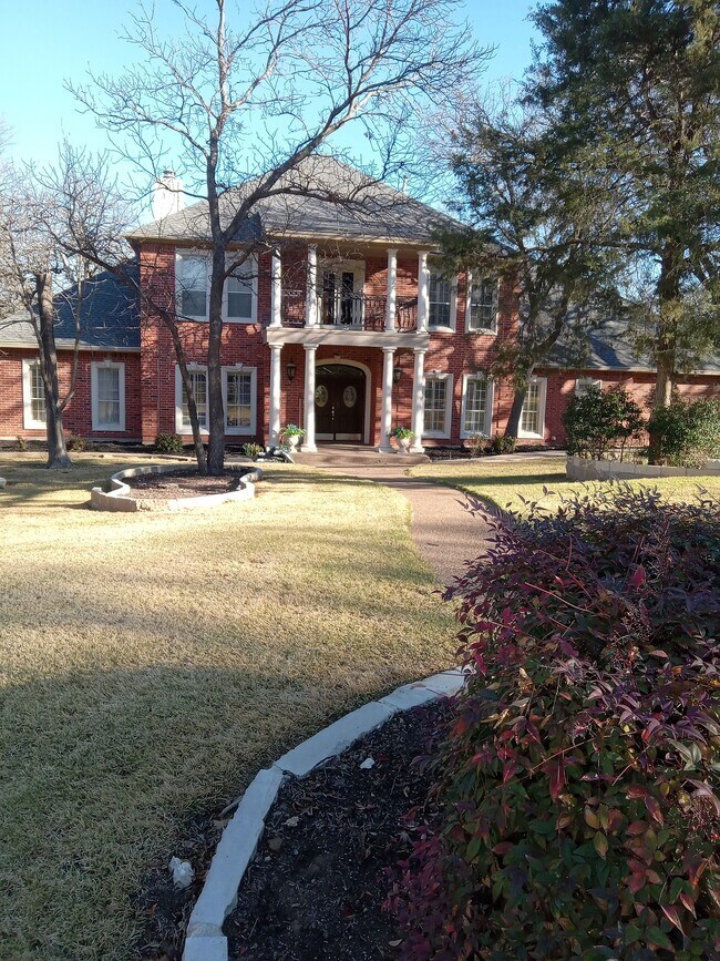 Lake Pointe Houses for Rent under $2,000 - 2 Homes | Apartments.com