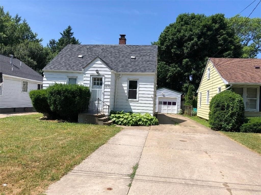 1310 Hilborn Ave, Erie, PA 16505 - House Rental in Erie, PA ...