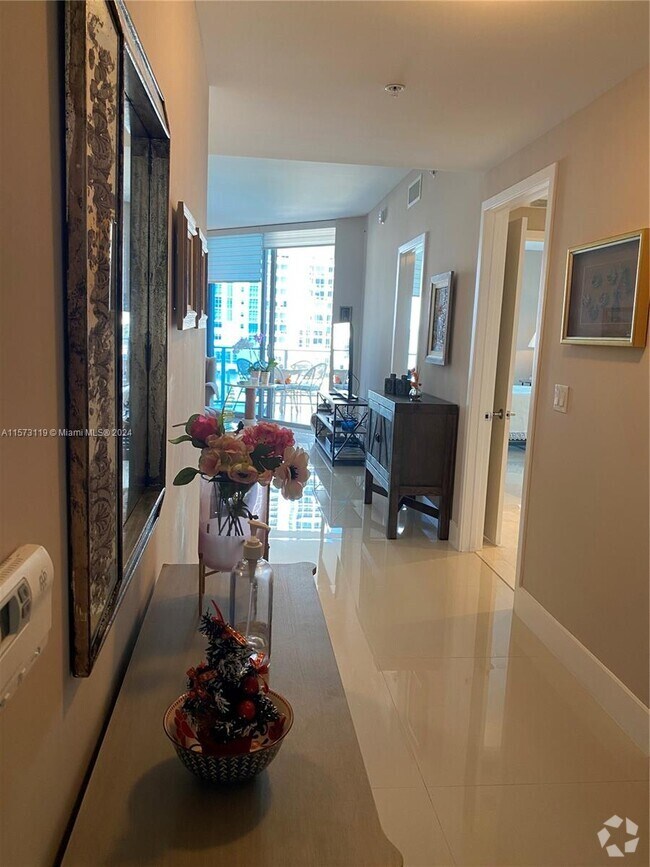 Fulford Bythe Sea Apartments for Rent with High Ceilings - North Miami Beach, FL - 3 Rentals ...