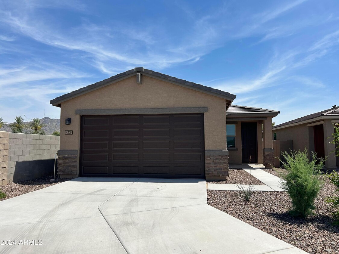 4385 W Allen St, Laveen Village, AZ 85339 - House Rental in Laveen ...