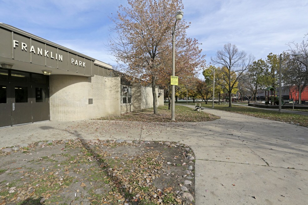 Is Lawndale a Good Place To Live in Chicago IL? - Neighborhood Guide by ...