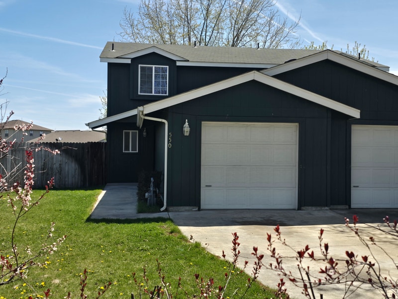 550 NE Negus Loop, Redmond, OR 97756 - Condo for Rent in Redmond, OR ...