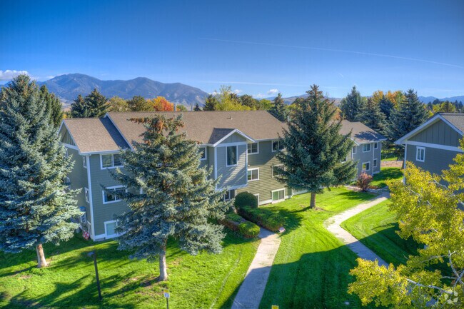 704 W Curtiss St Unit 2, Bozeman, MT 59715 - Apartment for Rent in ...