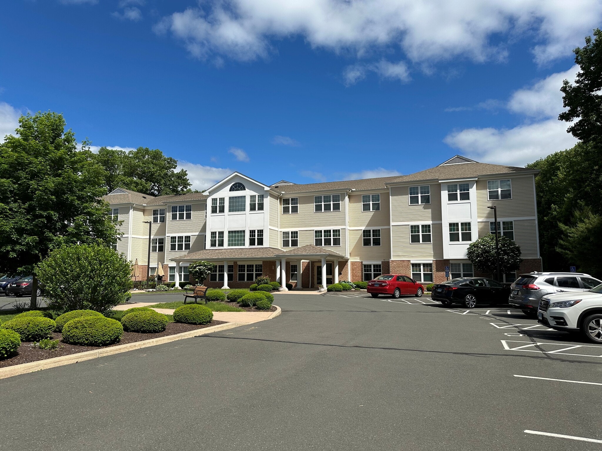 Krause Gardens Senior Living (55+) - 619 Hartford Rd Manchester, CT ...