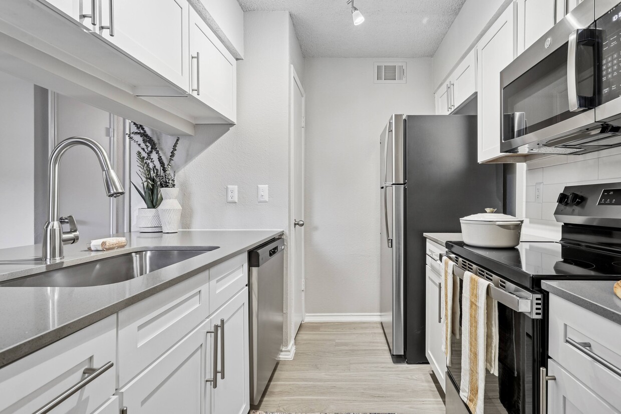 Cedars at River Legacy Park - 903 Ashford Ln Arlington, TX 76006 ...