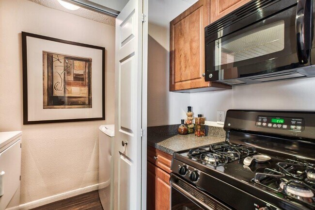 Peppermill Village Apartments for Rent - Middletown, CT - Updated Today ...