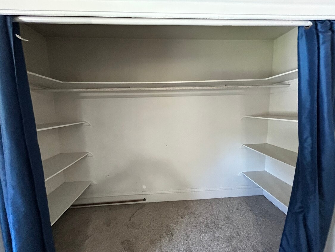 24 Downer St Unit 2, Pawcatuck, CT 06379 - 24 Downer St Pawcatuck, CT ...