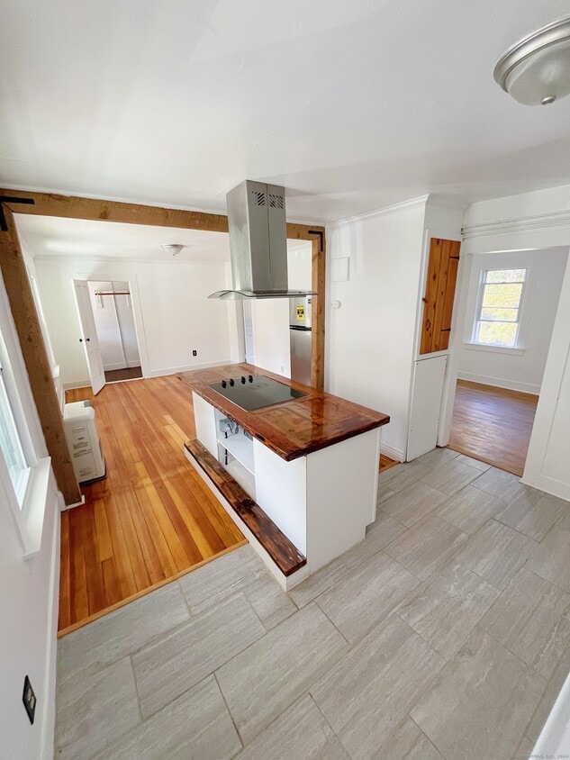 4 Dowd Ave Unit D, Canton, CT 06019 - Room for Rent in Canton, CT ...