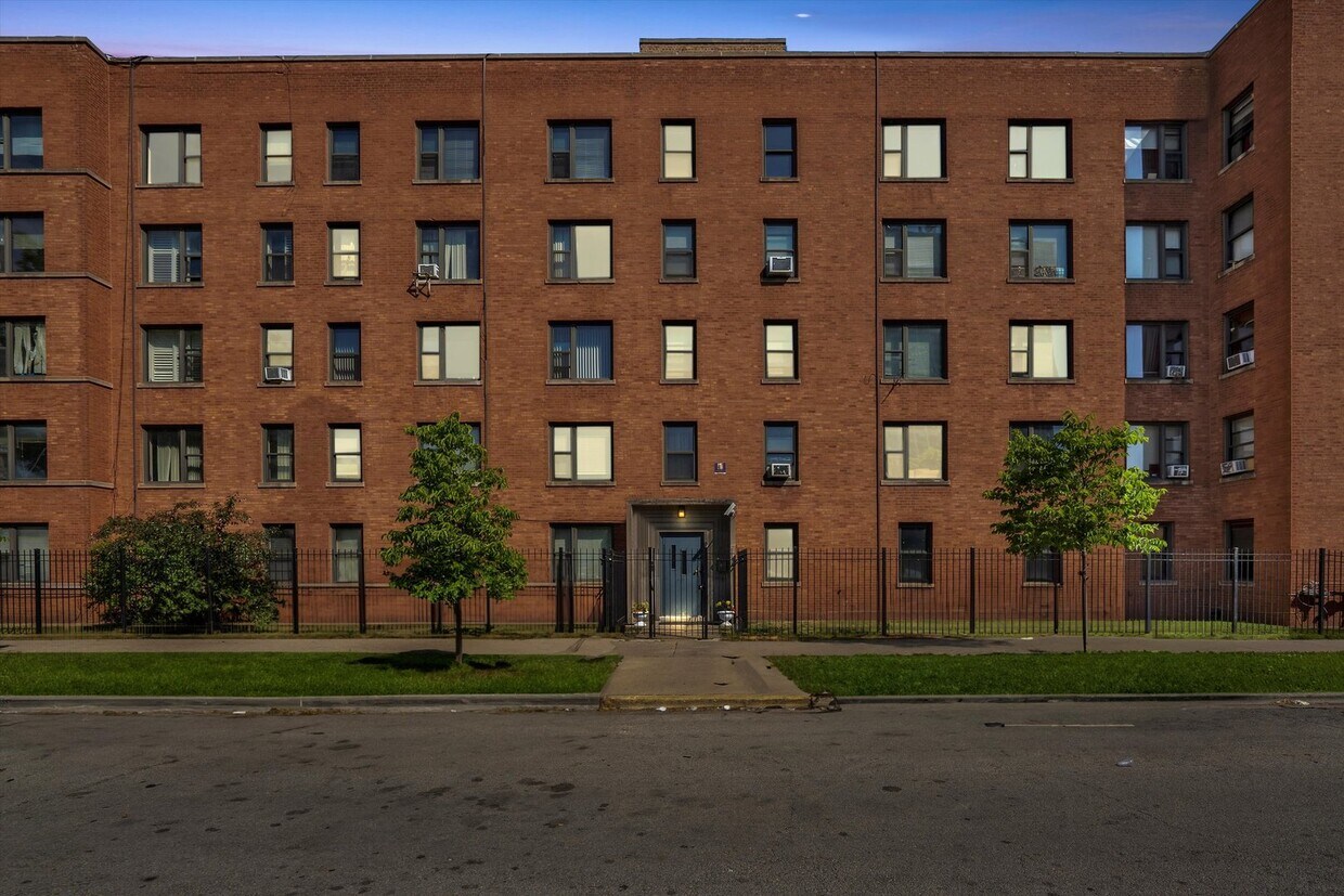 7363 S South Shore Dr Unit 205, Chicago, IL 60649 - Condo for Rent in ...