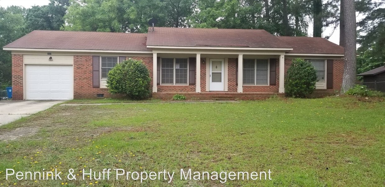 2117 Lakeridge Dr, Fayetteville, NC 28304 - House Rental in ...