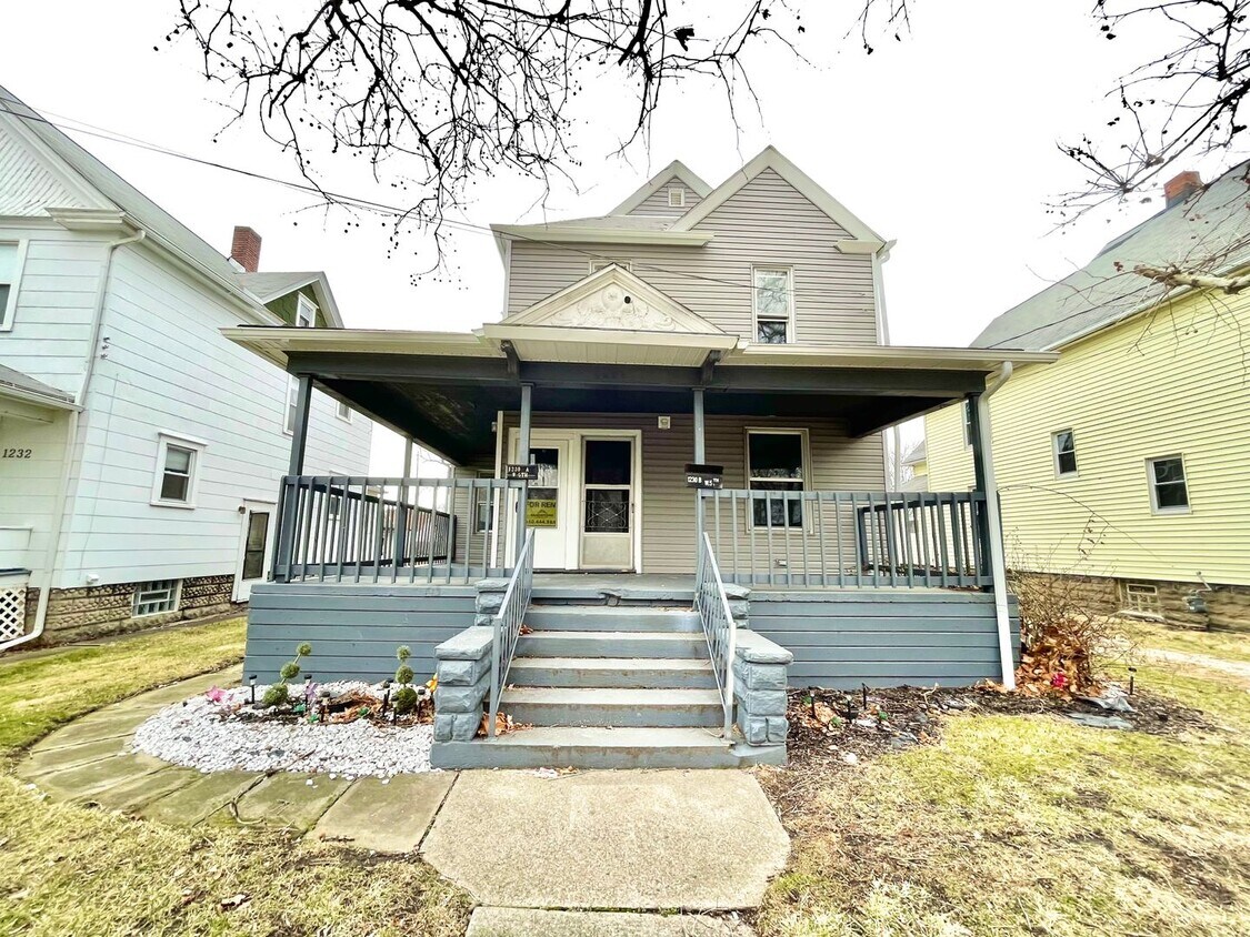 1230 W 5th St Unit Down, Lorain, OH 44052 - Room for Rent in Lorain, OH ...