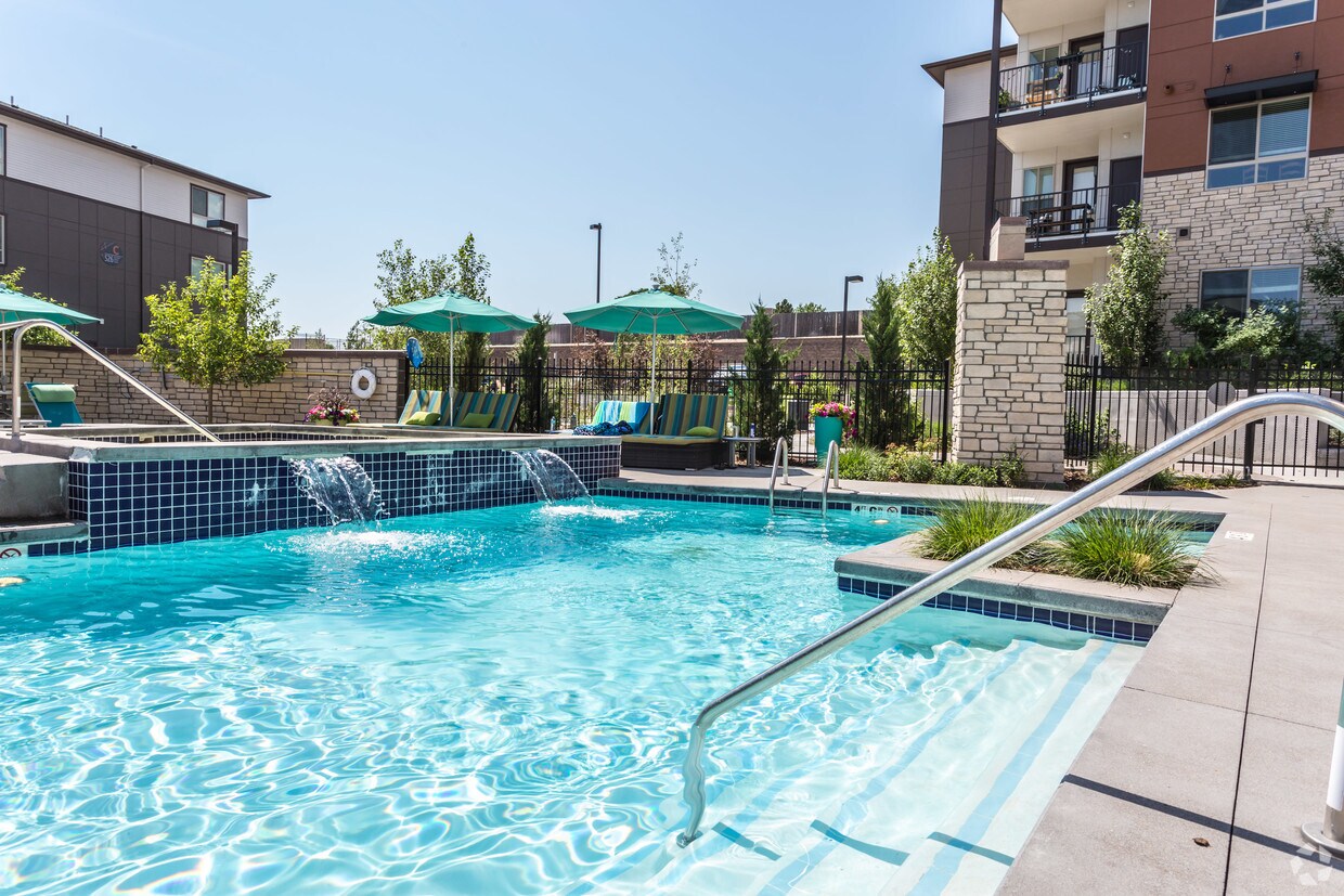 The View at Golden Ridge - 544 Golden Ridge Rd Golden, CO 80401 ...