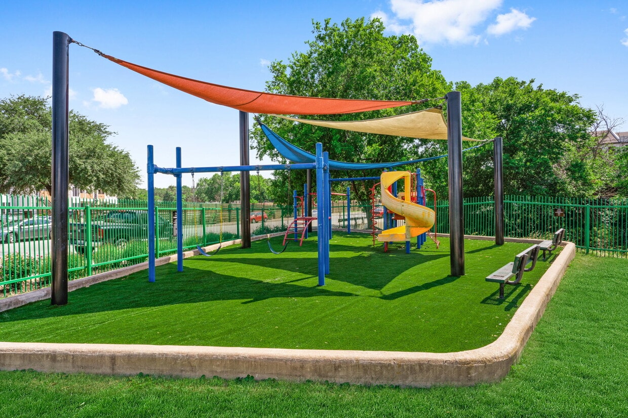 Copperline at Village Oaks - 9811 Copper Crk Austin, TX 78729 ...