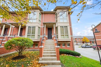 Apartments for Rent with Washer & Dryer in Prairie Park at Wheeling ...