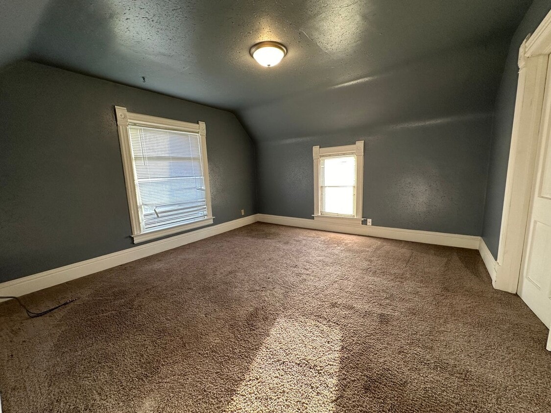 1238 5th Ave N Unit 1238 1/2 5th Ave North, Fort Dodge, IA 50501 - Room ...