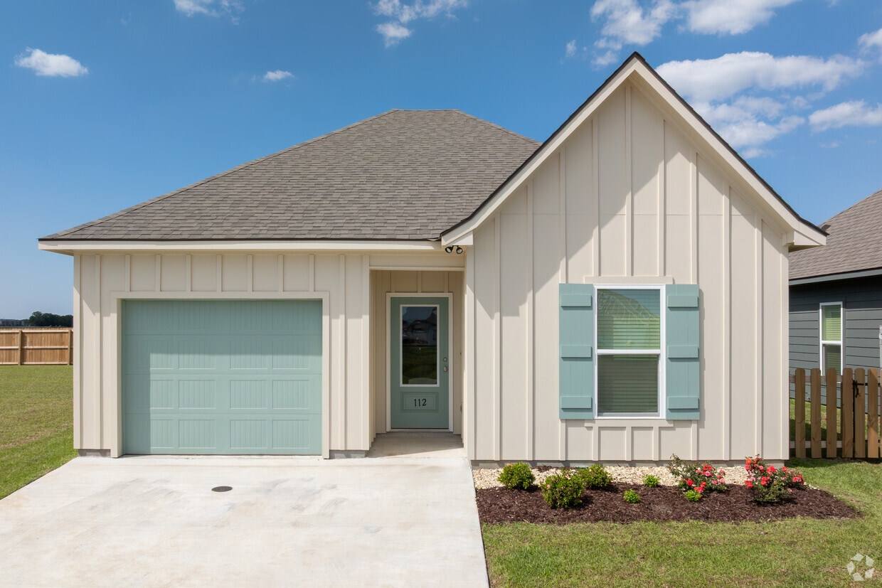 Sweetwater Point Cottages Houses for Rent - Youngsville, LA ...