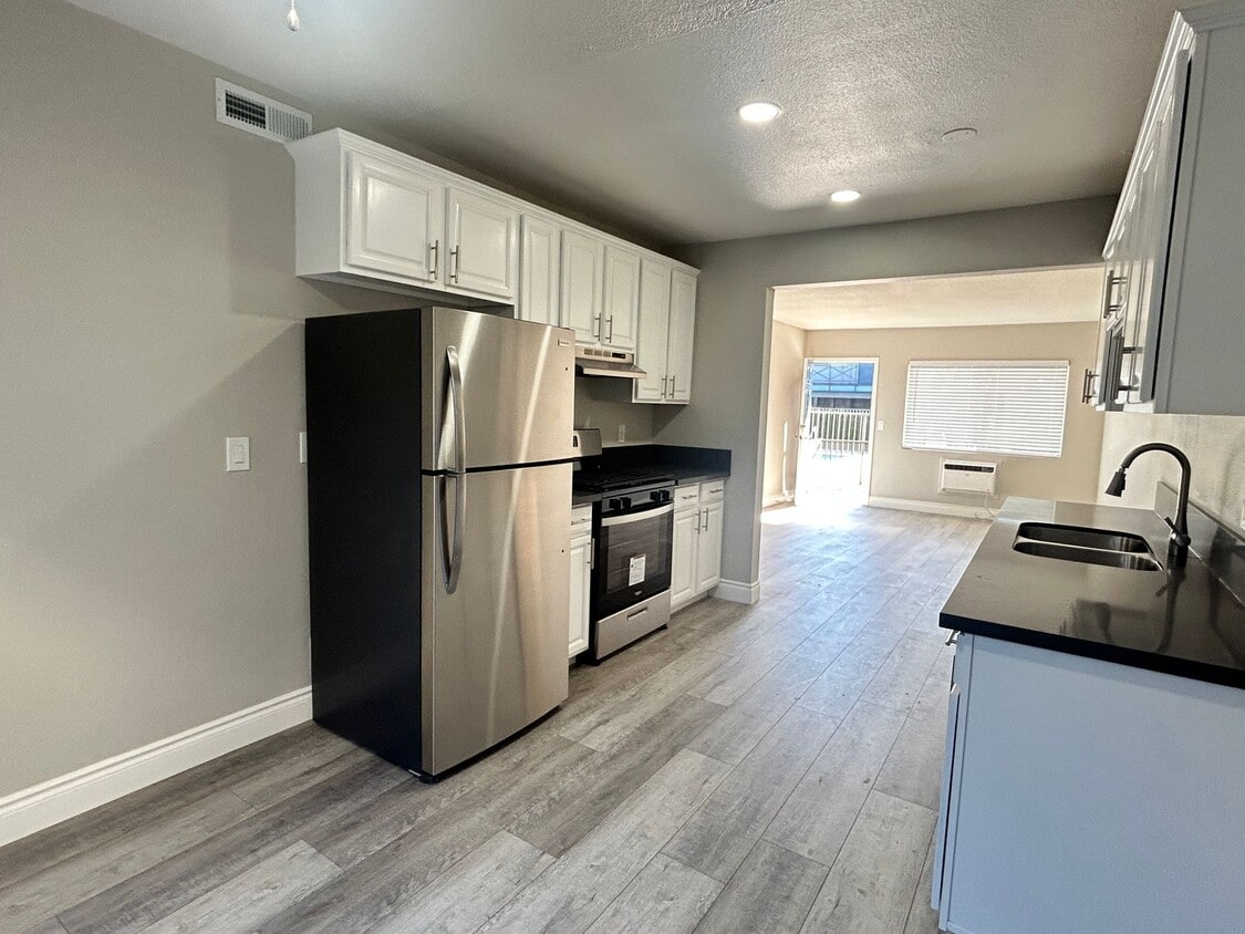Palm View Apartments - 1311 N Azusa Ave Azusa, CA 91702 | Apartments.com