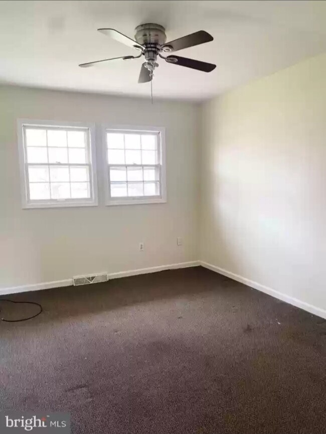 21337 Windsor Dr, Lexington Park, MD 20653 - Townhome Rentals in ...