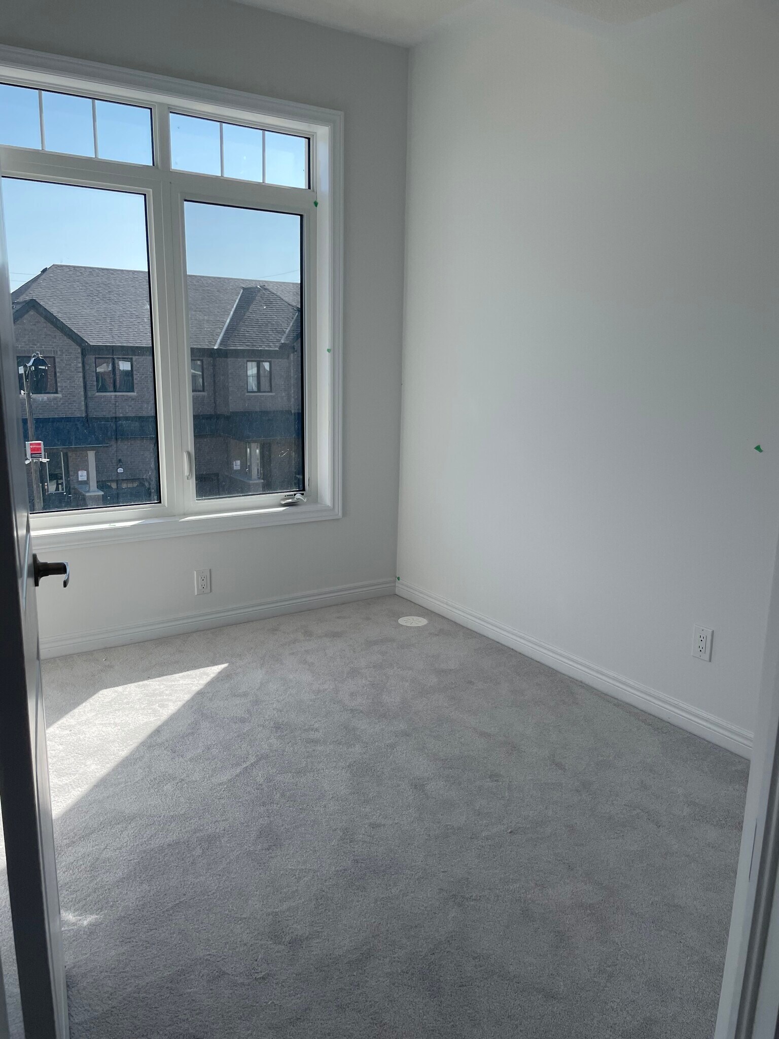 1081 Lockie Dr, Oshawa, ON L1L 0R9 - Townhouse for Rent in Oshawa, ON ...