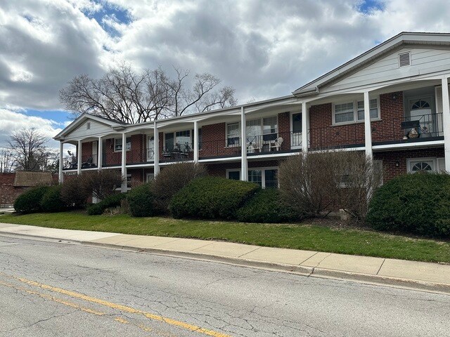 340 Waukegan Rd Unit 1, Glenview, IL 60025 - Condo for Rent in Glenview ...
