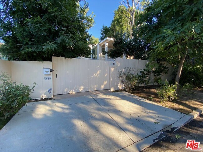 5616 Katherine Ave, Los Angeles, CA 91401 - House Rental in Los Angeles ...
