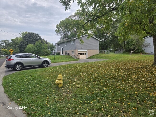 29 Stoneham Dr, Rochester, NY 14625 - House Rental in Rochester, NY ...