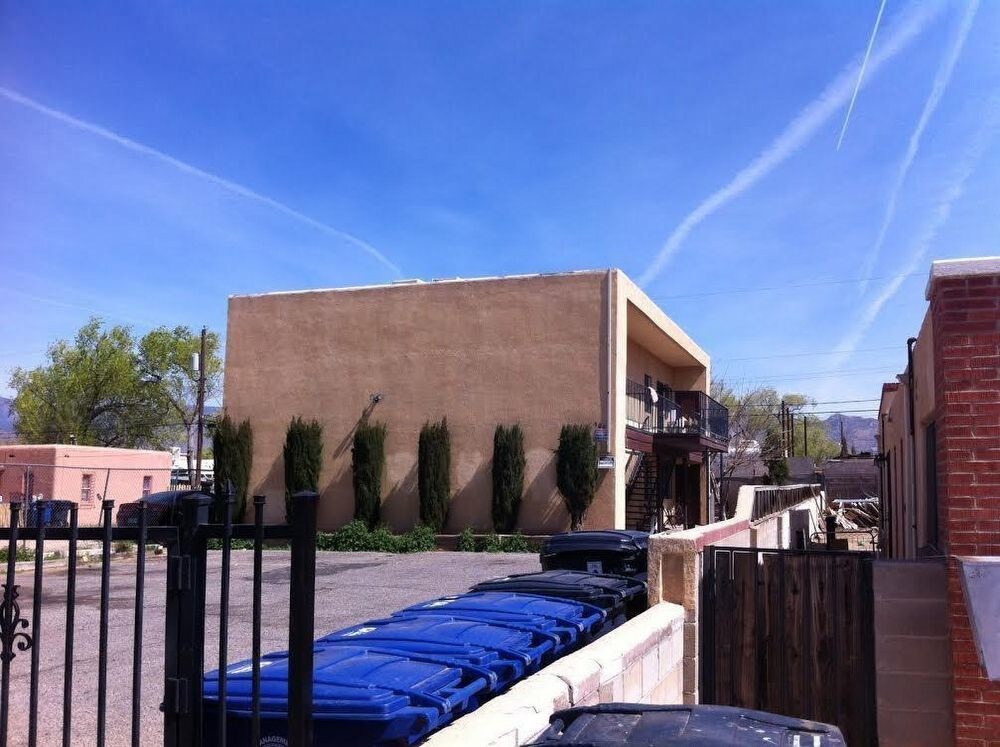 300 San Pedro Dr NE, Albuquerque, NM 87108 - House Rental in ...