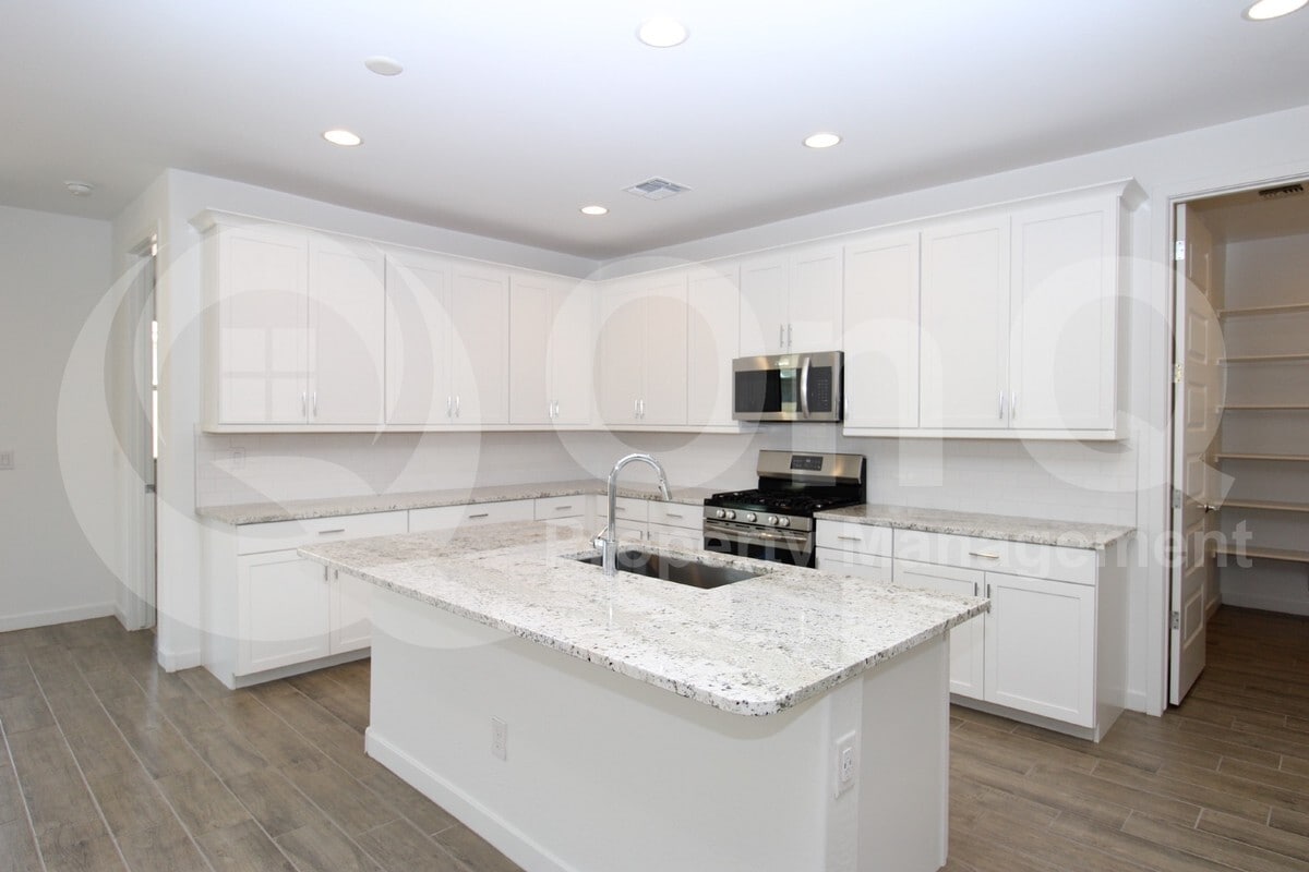 17114 W Fallen Leaf Ln, Surprise, AZ 85387 - House Rental in Surprise ...