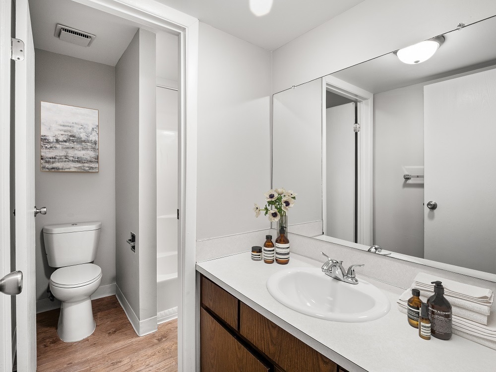 Evergreen Park - 900 Long Blvd Lansing, MI 48911 | Apartments.com