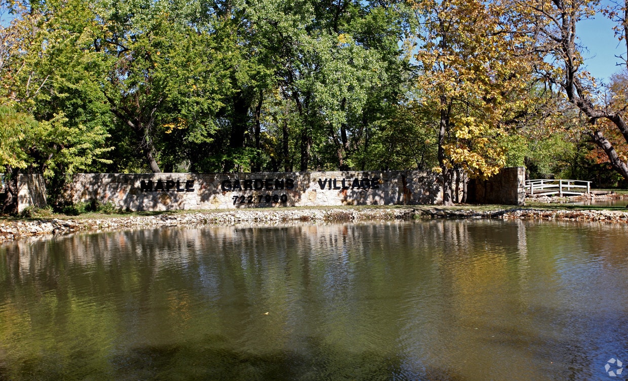 Maple Gardens - 10200 W Maple St Wichita, KS 67209 | Apartments.com