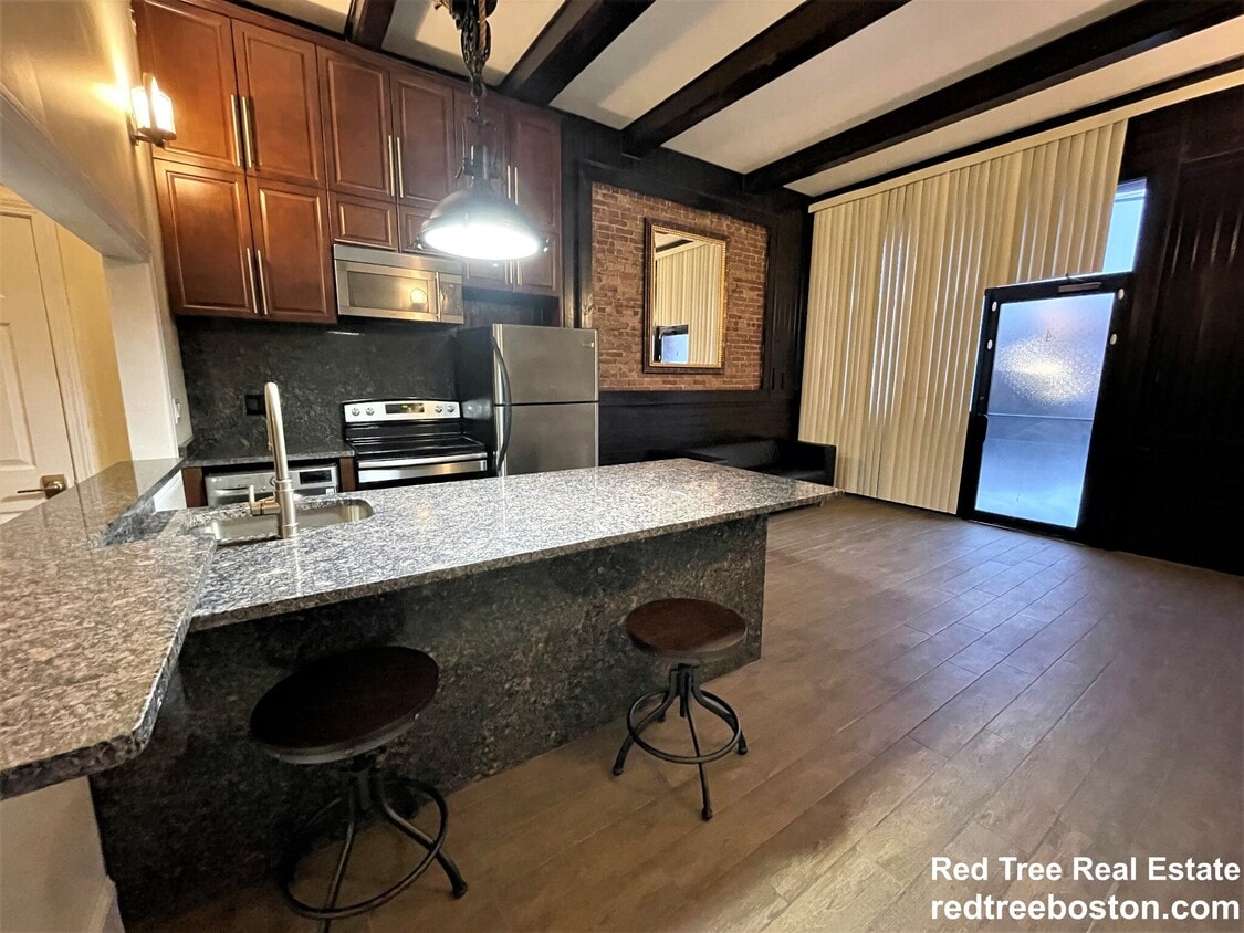 25 St Marys Ct Unit 4, Brookline, MA 02446 | Apartments.com