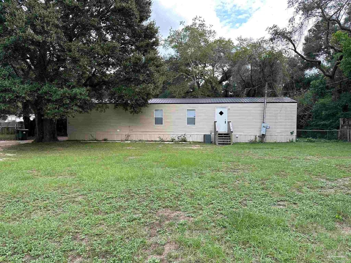 6258 Sondu Ave, Bellview, FL 32526 - House Rental in Bellview, FL ...