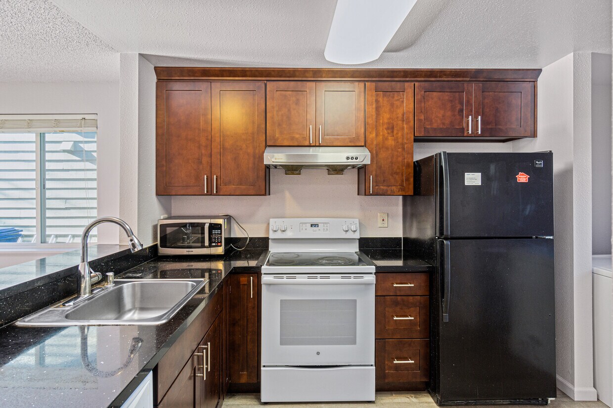 708 126th Ave Ne, Bellevue, WA 98005 - Townhome Rentals in Bellevue WA ...