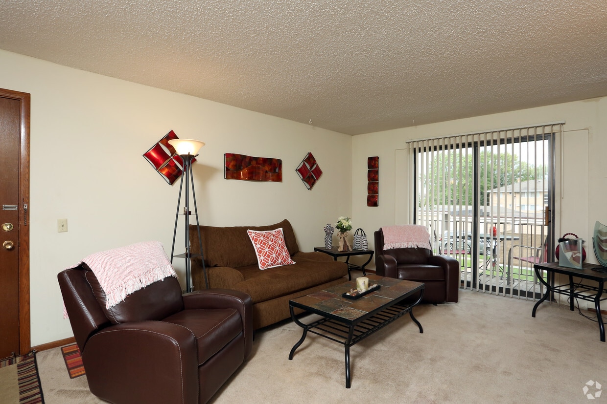 ReNew Meadow Lake - 5615 Xylon Ave N New Hope, MN 55428 | Apartments.com