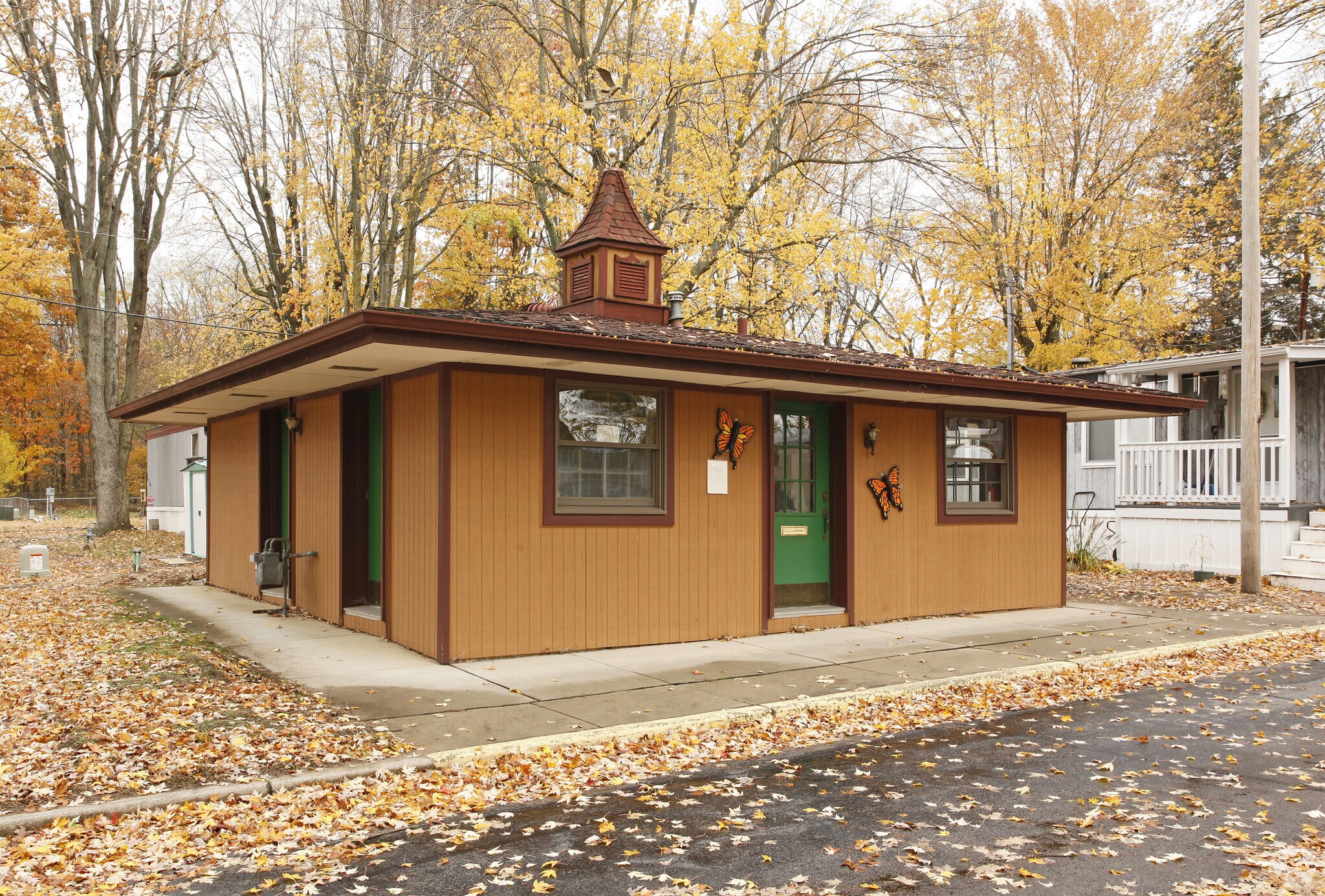 Sunset Mobile Home Park - 3720 Black Hwy Adrian, MI 49221 | Apartments.com