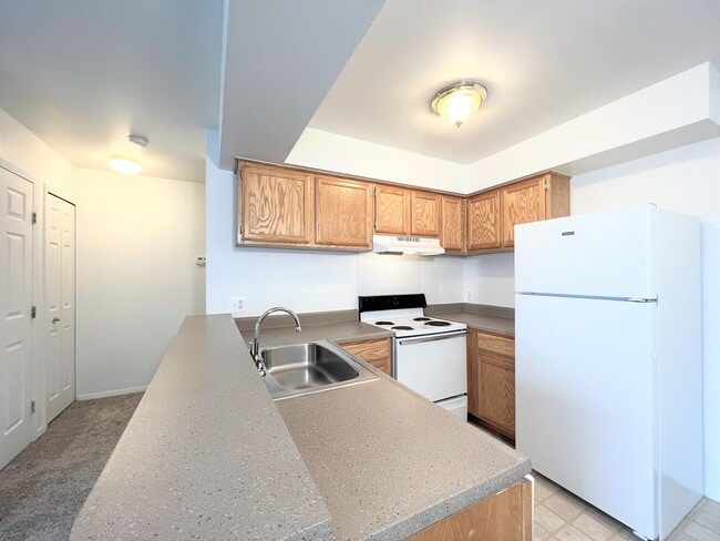 Marianne Manor Apartments for Rent with a Walk-In Closet - Brownstown, MI - Updated Today ...