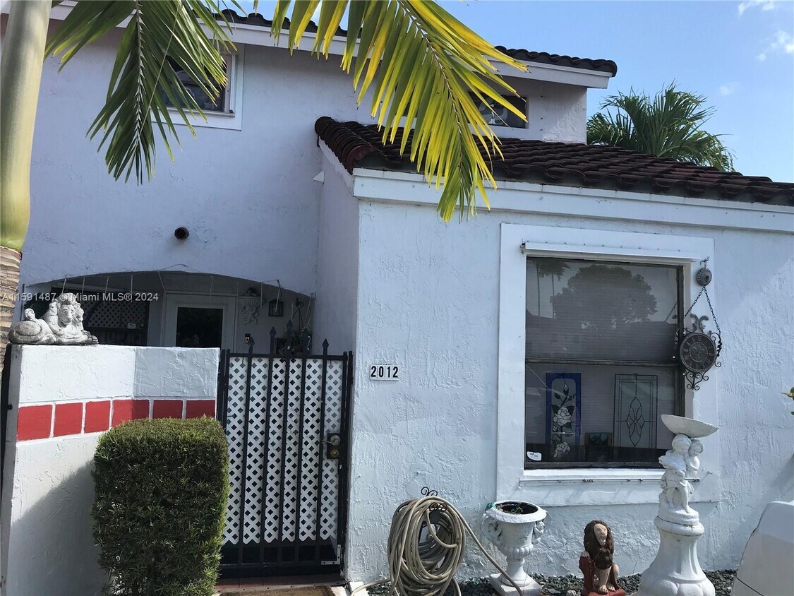 2012 San Remo Cir, Homestead, FL 33035 - Condo for Rent in Homestead ...