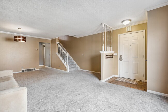 11147 Riverbend Ct W, Perrysburg, OH 43551 - Townhome Rentals in ...