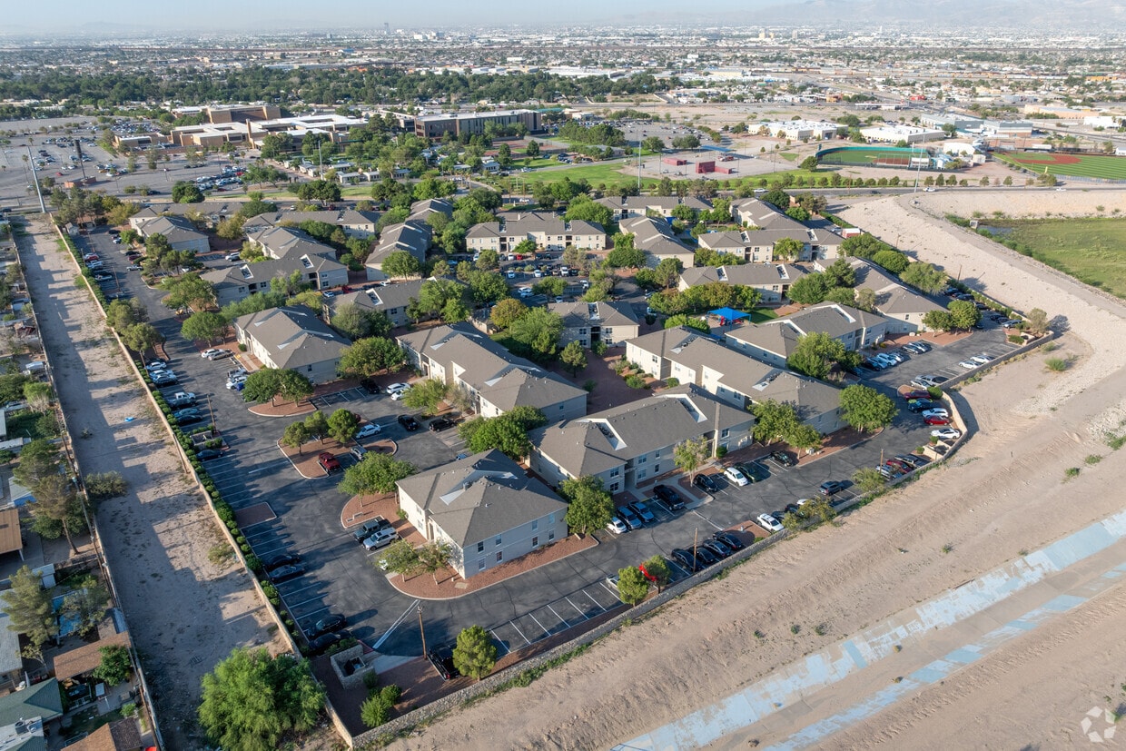 Phoenix Apartments El Paso