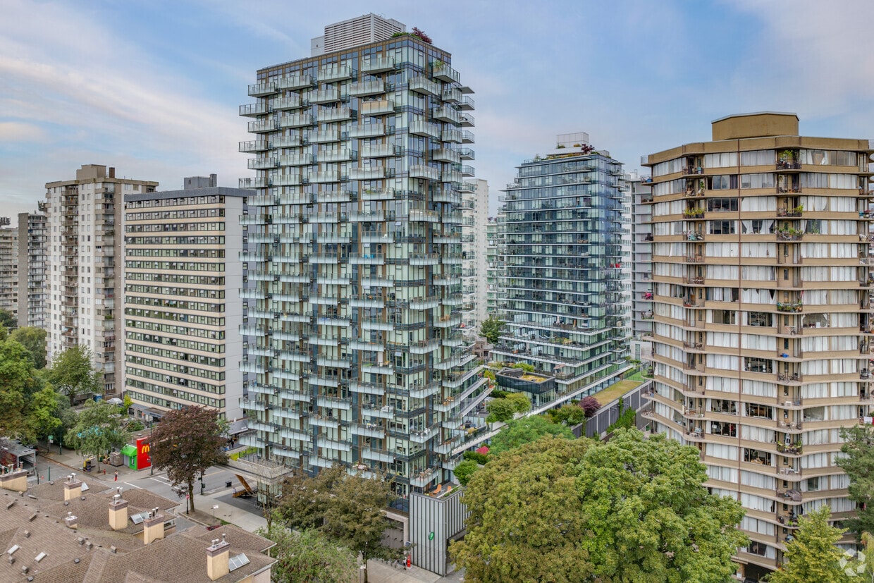 Zephyr Apartments Apartments - 1661 Davie St Vancouver, BC | Apartments.com