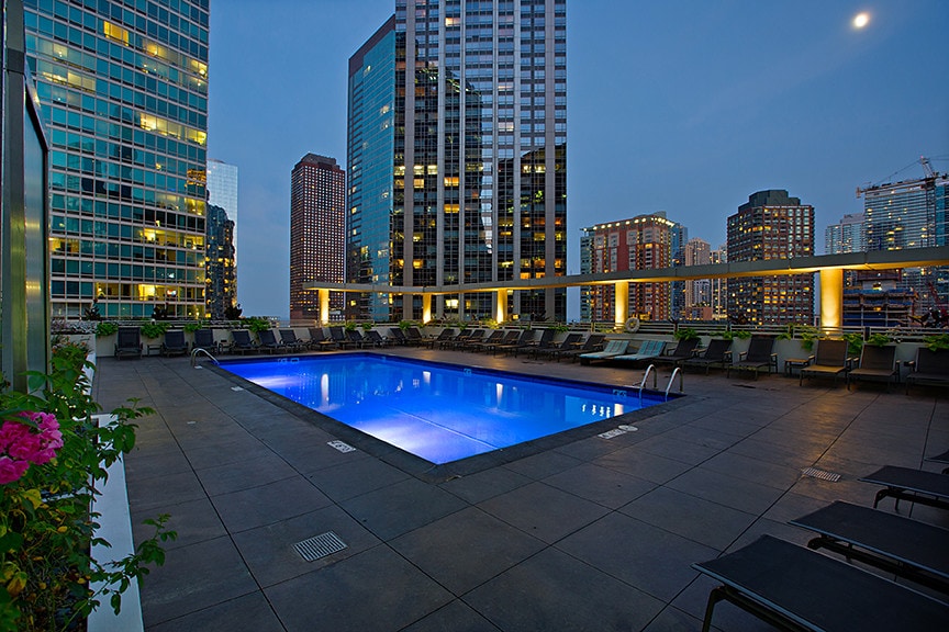 The Streeter - 345 E Ohio St Chicago, IL - Apartments for Rent in ...